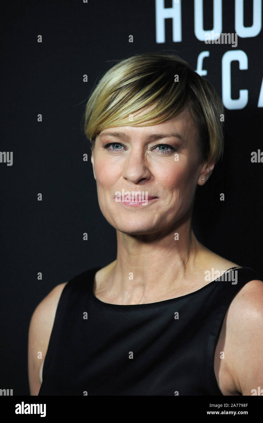LOS ANGELES, CA - FEBRUARY 13, 2014: Robin Wright at the season two ...