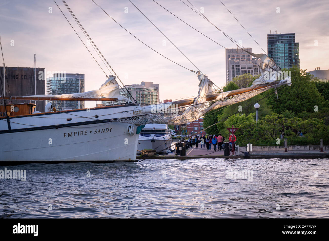 Classic wooden boat canada hi-res stock photography and images - Alamy
