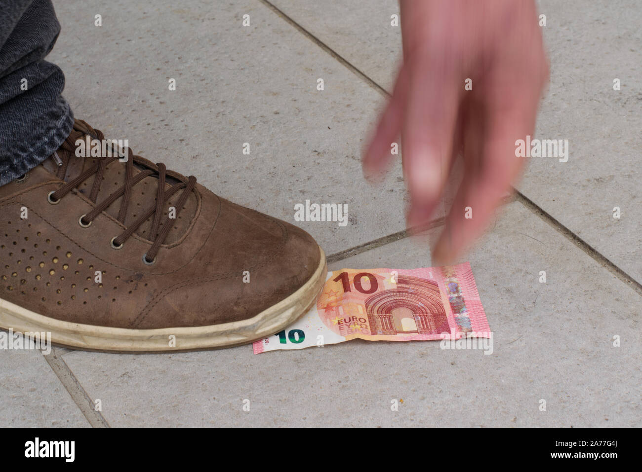 Foot grab hi-res stock photography and images - Alamy