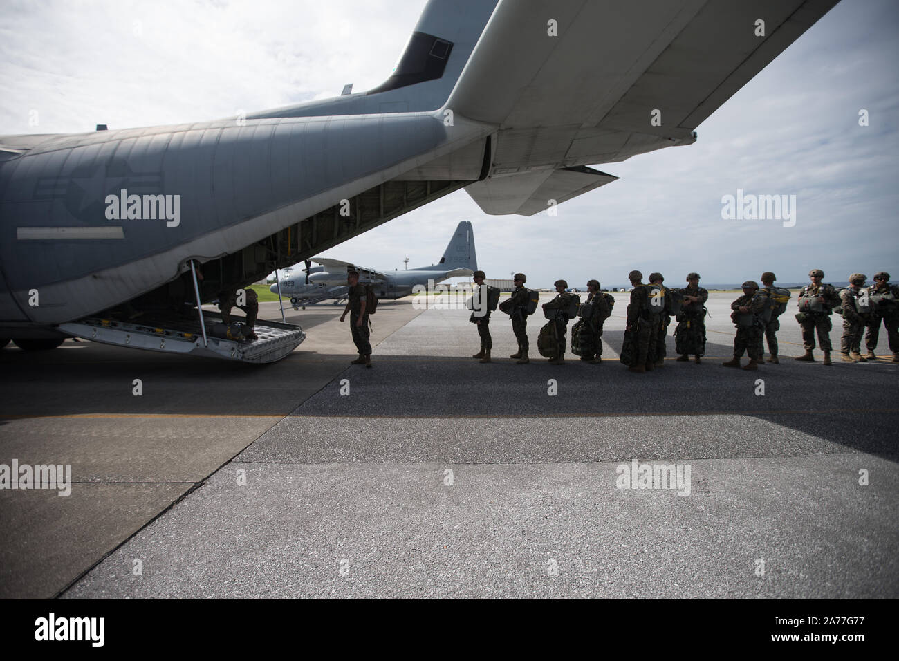 U.S. Marines with 3rd Reconnaissance Battalion, 3rd Marine Division ...