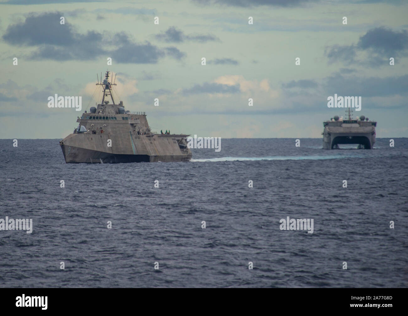 191029-N-FV739-0344 SOUTH CHINA SEA (Oct. 29, 2019) The Independence ...