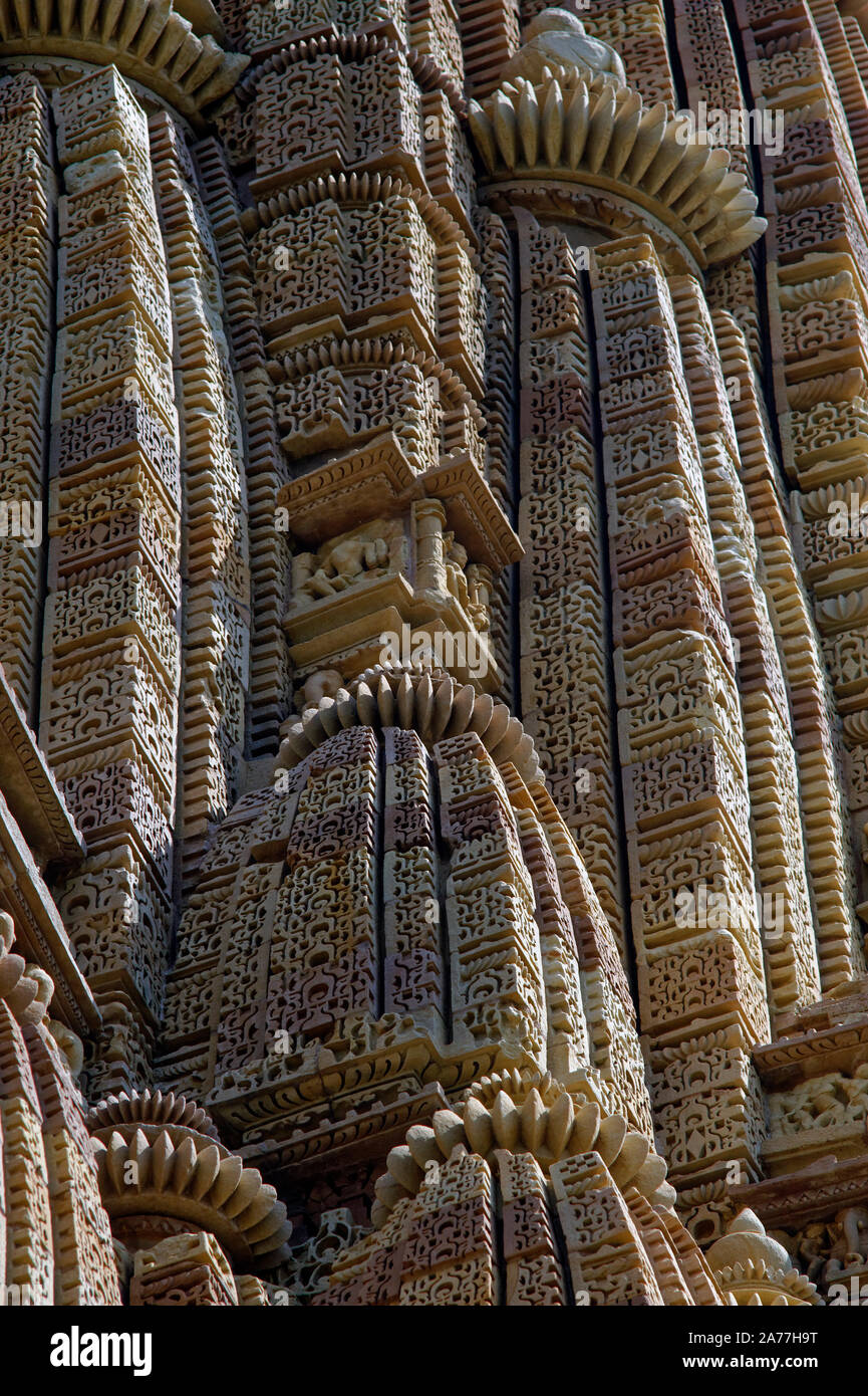 Jangha or wall of Kandariya temple Stock Photo - Alamy