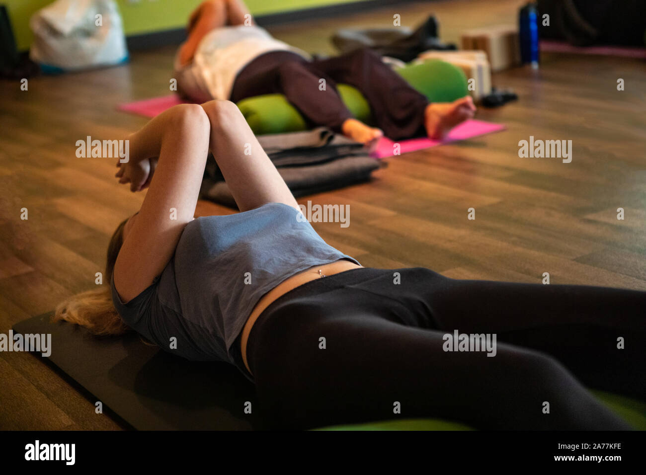 Yoga room yoga school hi-res stock photography and images - Alamy