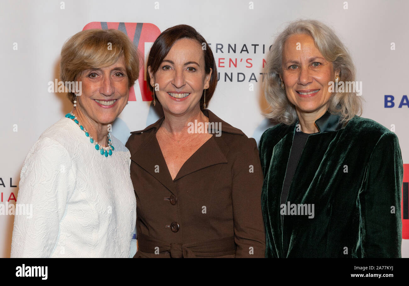 New York, NY - October 30, 2019: Susan King, Elisa Lees Munoz, Lynn ...