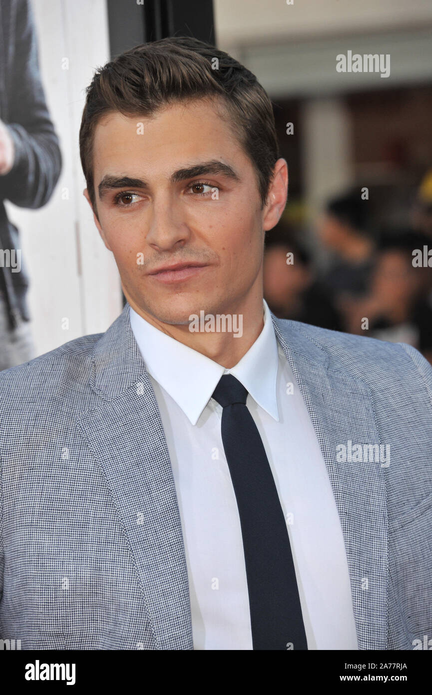 Dave franco neighbors 2014 hi-res stock photography and images - Alamy
