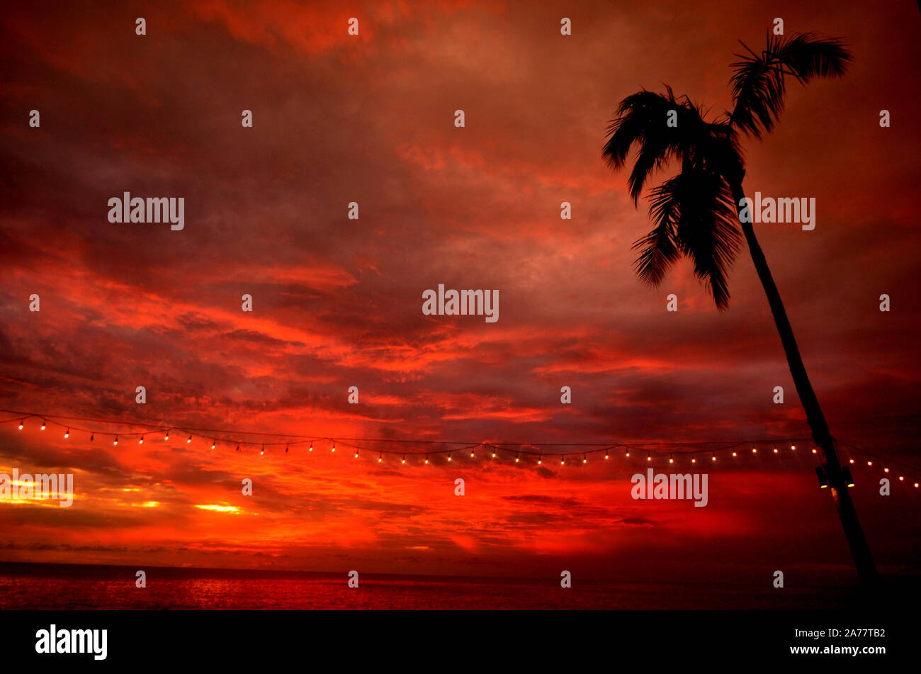 Pak weep beach hi-res stock photography and images - Alamy