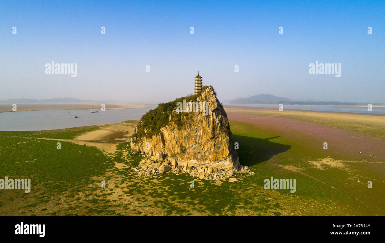 Poyang lake 2019 dry season hi-res stock photography and images - Alamy
