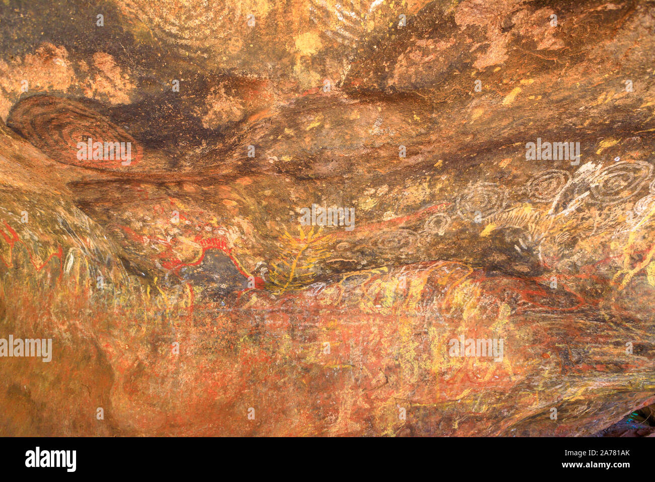 Rock Painting At The Uluru Ayers Rock Stock Photos & Rock Painting At ...