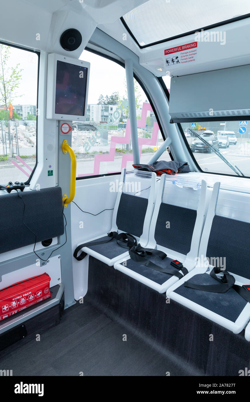 Urban automated driving hi-res stock photography and images - Alamy