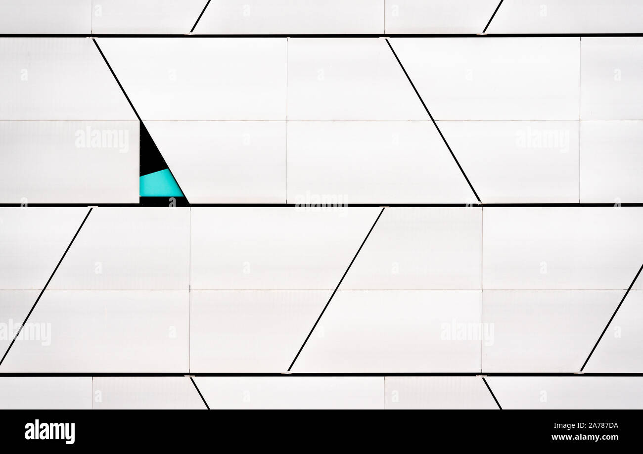 The wonderful architecture of The Deep, in Hull, Yorkshire Stock Photo ...