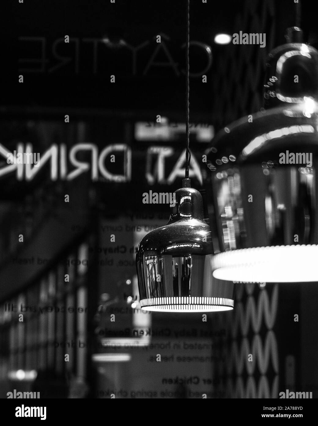 London restaurant night Black and White Stock Photos & Images - Alamy