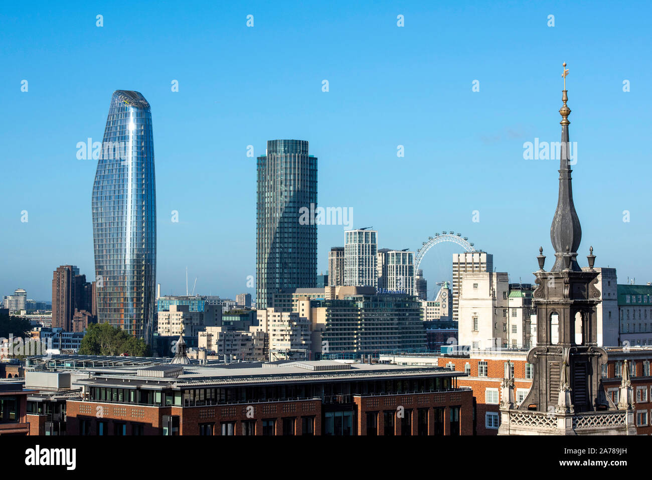 View from the Roof Terrace of the One New Change Development in London ...