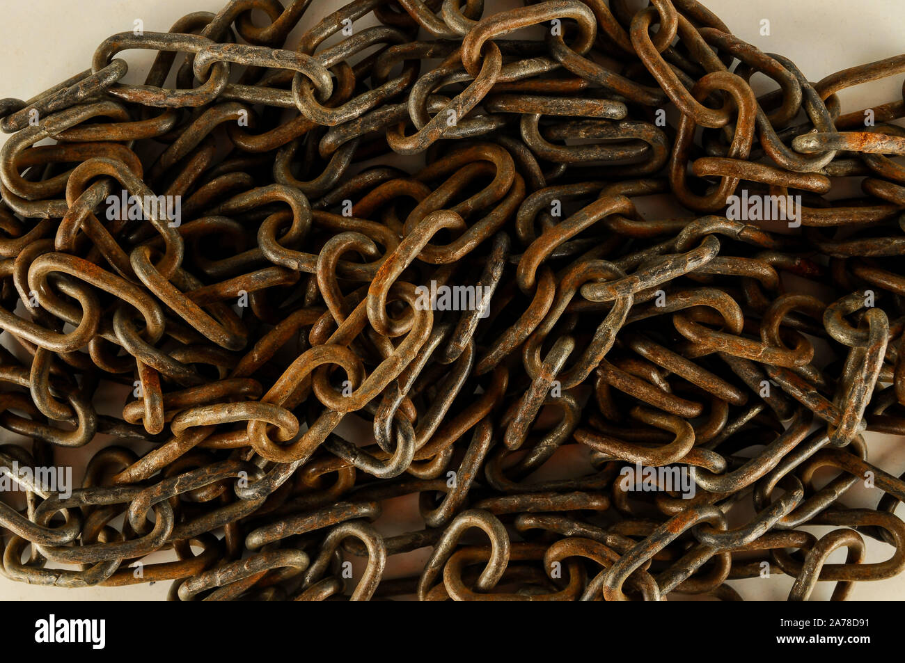 Abstract of Thick Rusty Chain Background texture Image Stock Photo - Alamy
