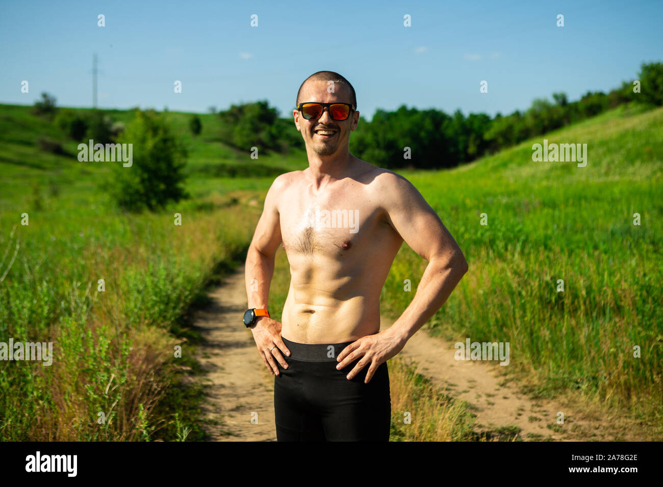 Bodybuilding man hi-res stock photography and images - Alamy