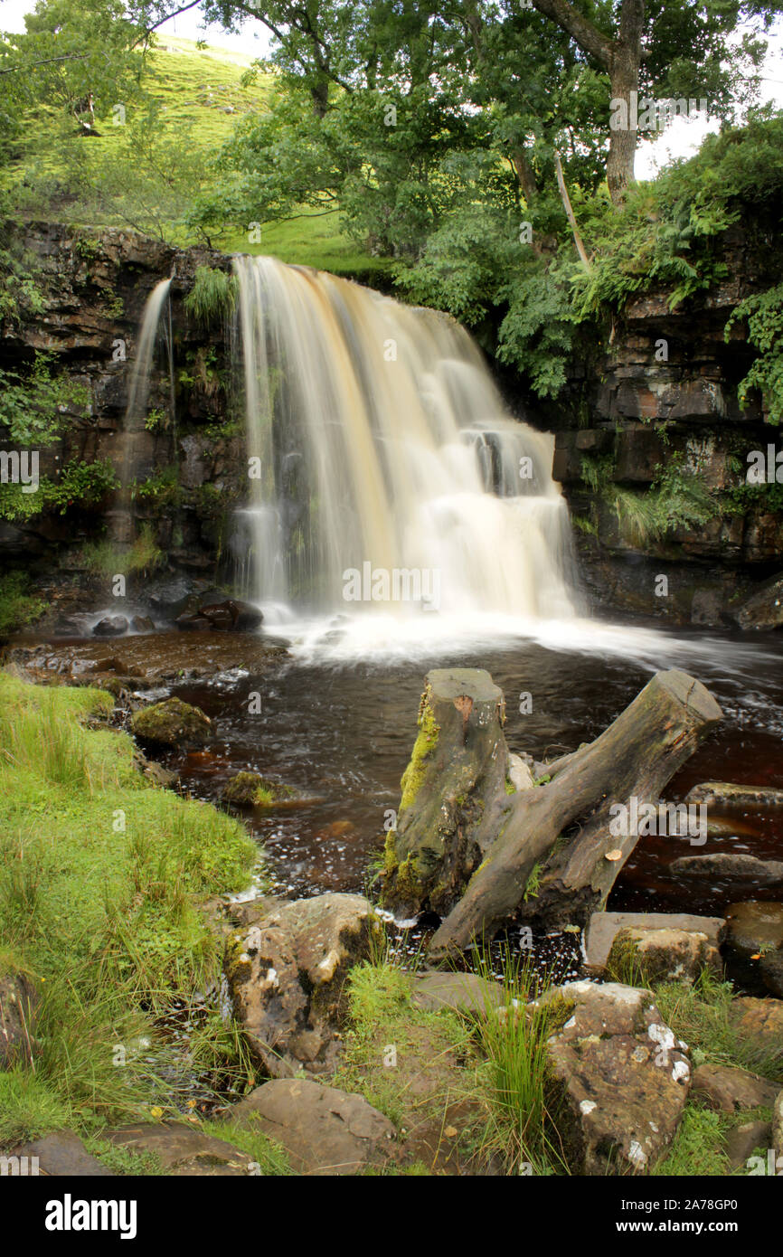 Dales waterfall hi-res stock photography and images - Alamy