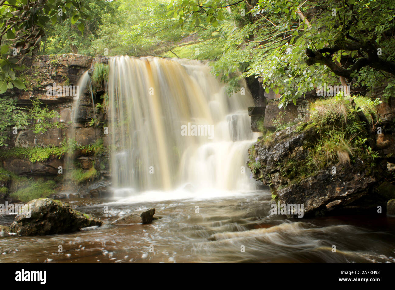 Dales waterfall hi-res stock photography and images - Alamy