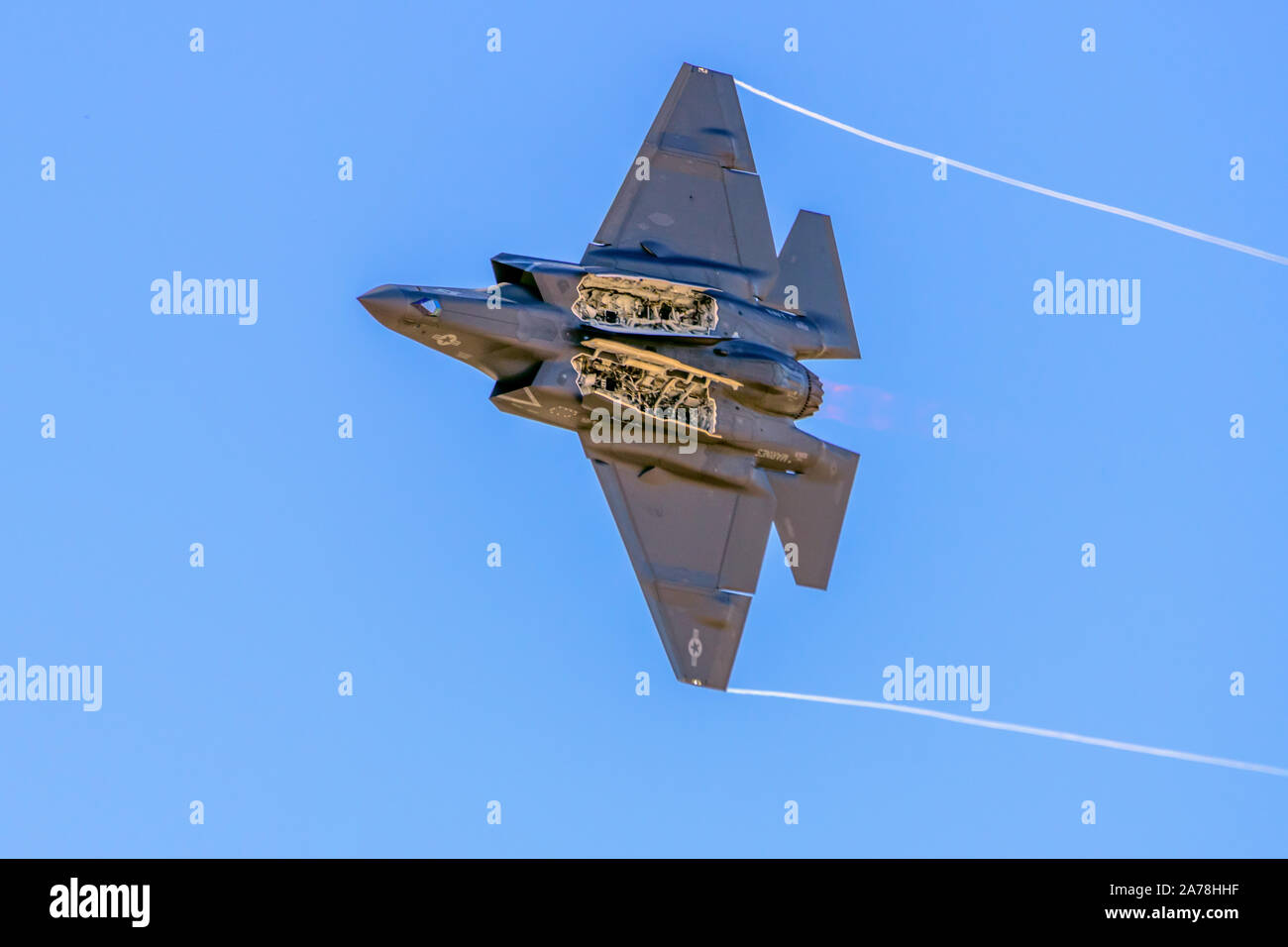 Lockheed martin f 35c hi-res stock photography and images - Alamy