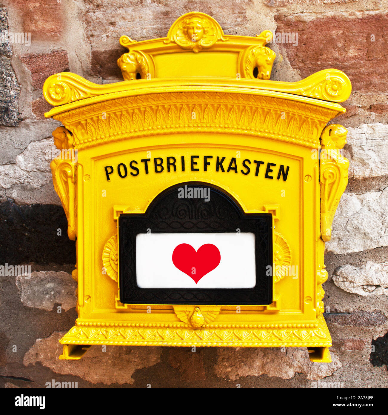 Old Yellow Letter box Stock Photo - Alamy