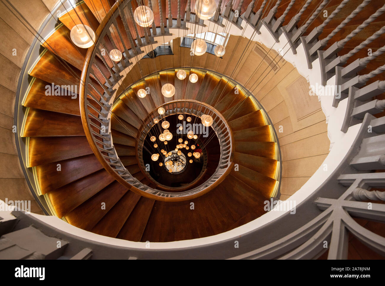 Mansard gallery heals hi-res stock photography and images - Alamy
