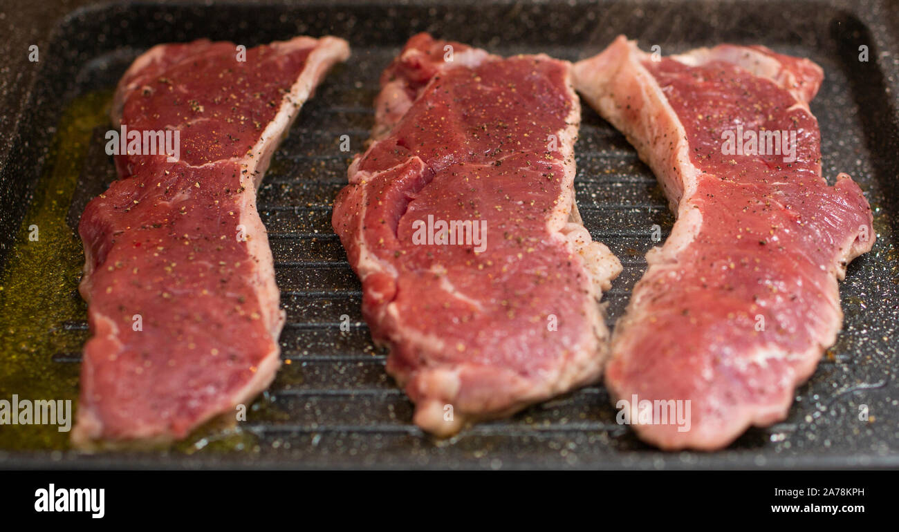 Griddle pan fried hi-res stock photography and images - Alamy