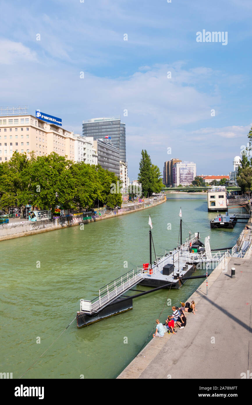 Donaucanal hi-res stock photography and images - Alamy