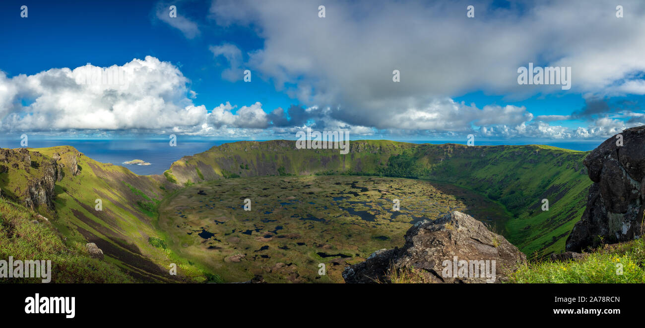 Whole Rano kau volcanic crater panorama with Tangata matu islets Stock ...