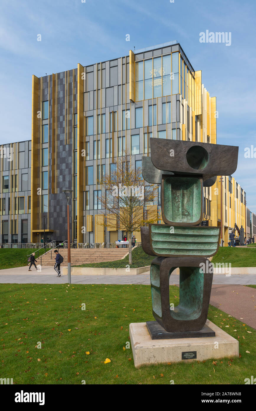The new Main Library Building at the University of Birmingham in ...