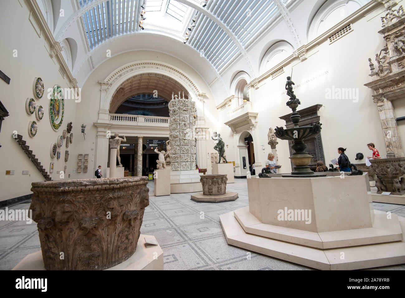 Inside the Victoria and Albert Museum, London England UK Stock Photo ...