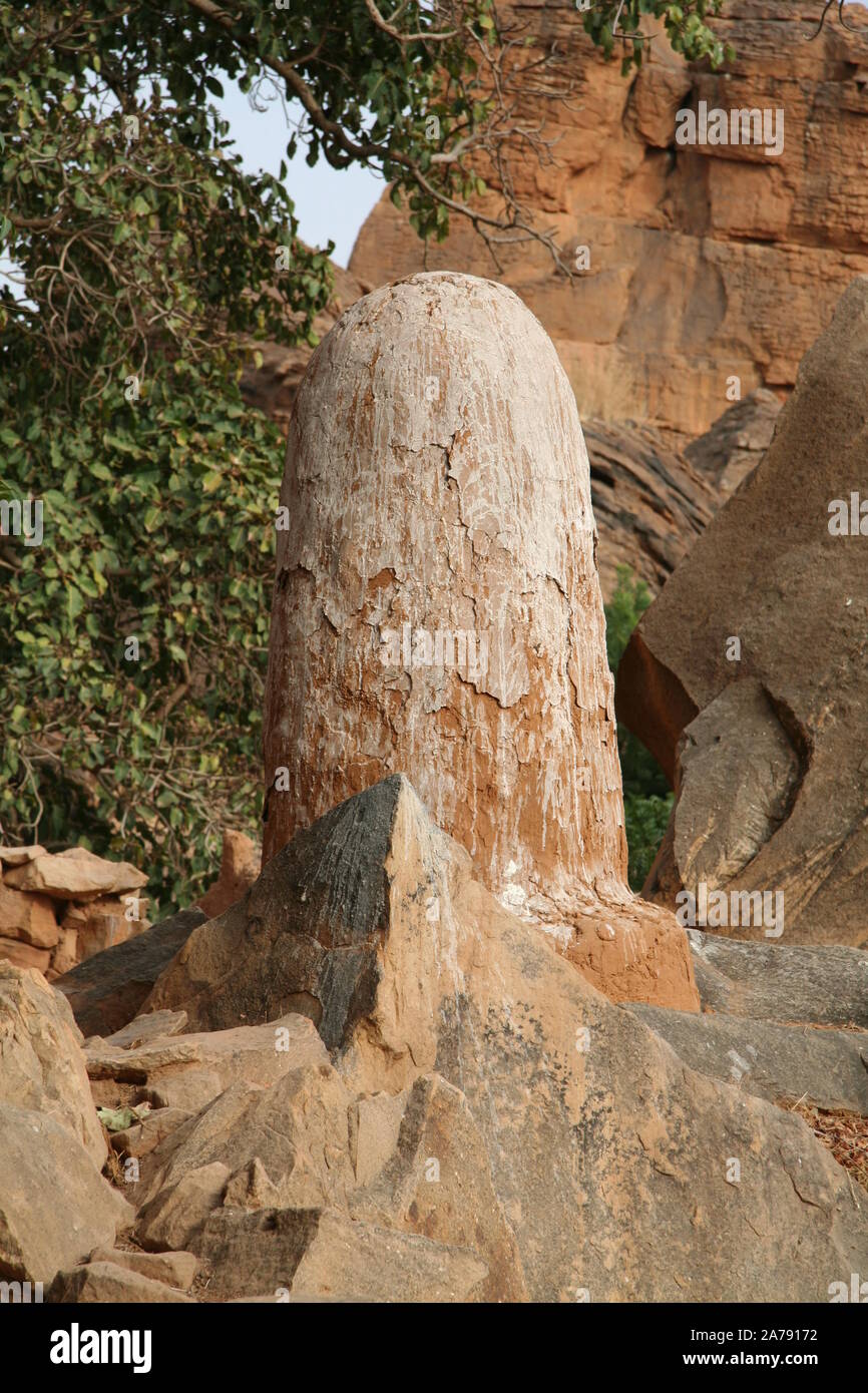 Dogon country : village of Yougo Dogorou Stock Photo - Alamy