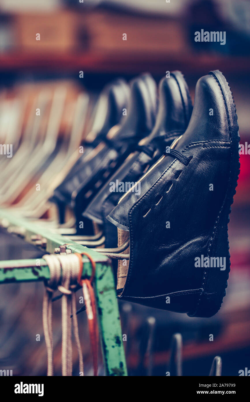 Process of making leather shoes, in the handmade footwear industry ...