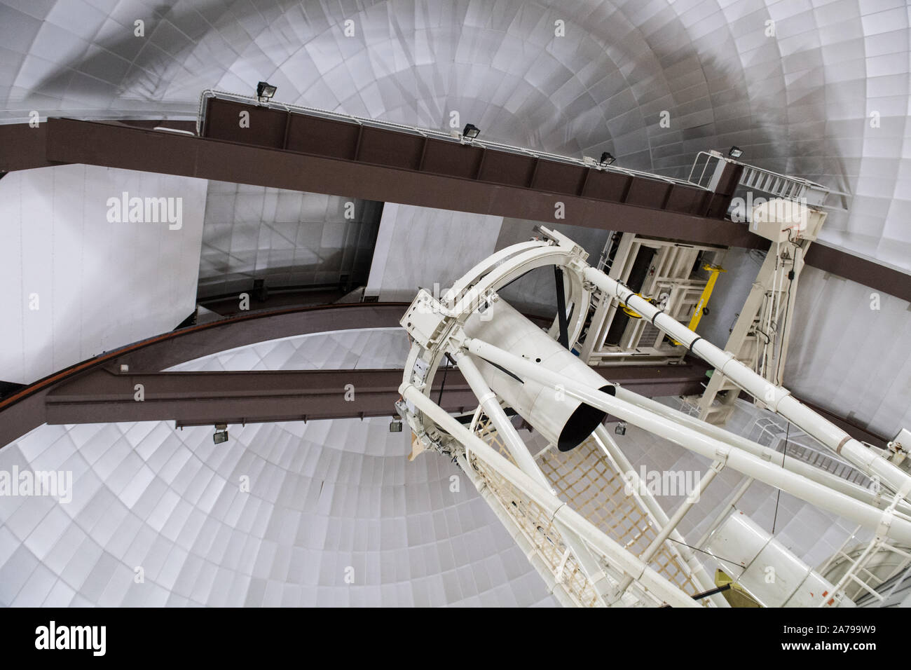Anglo australian observatory siding spring hi-res stock photography and ...