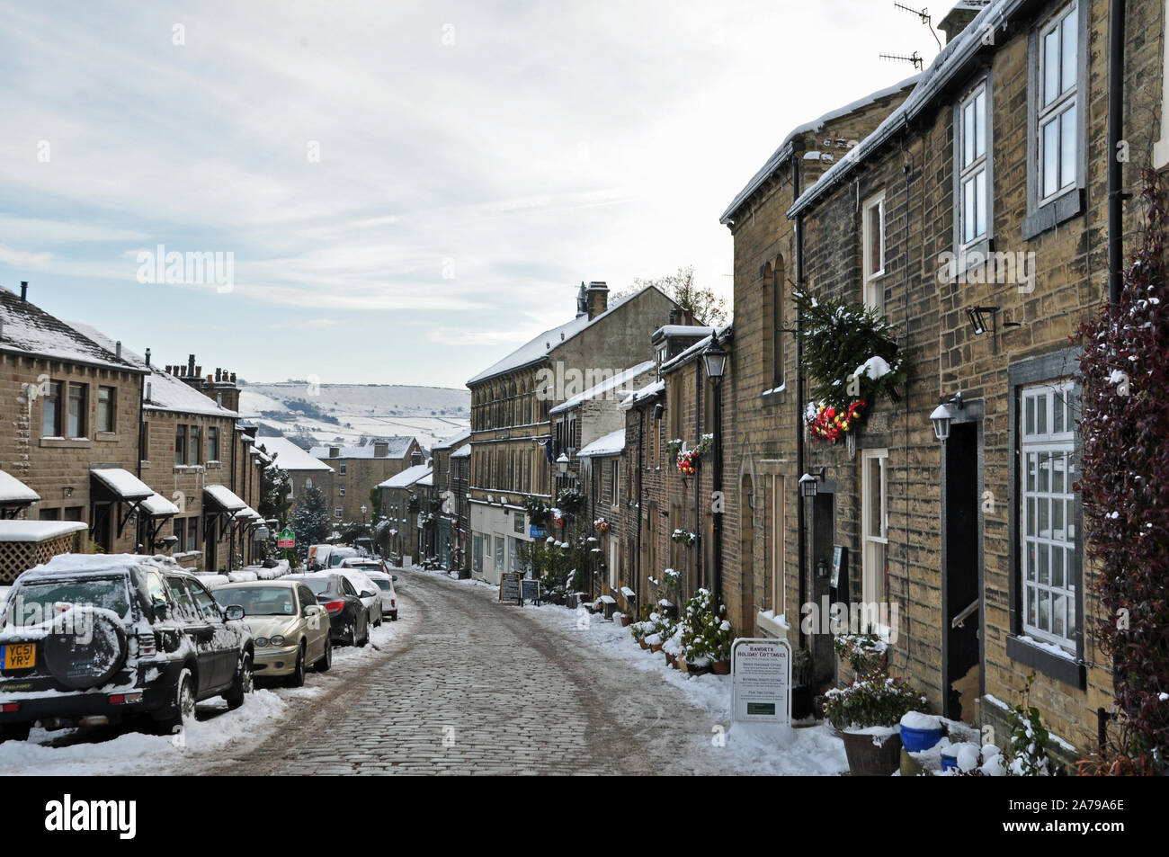 Snow on Haworth Main street , Yorkshire Stock Photo - Alamy