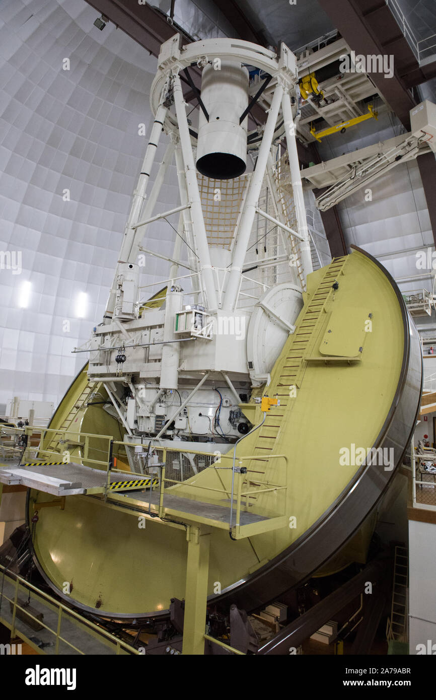 Anglo australian telescope hi-res stock photography and images - Alamy