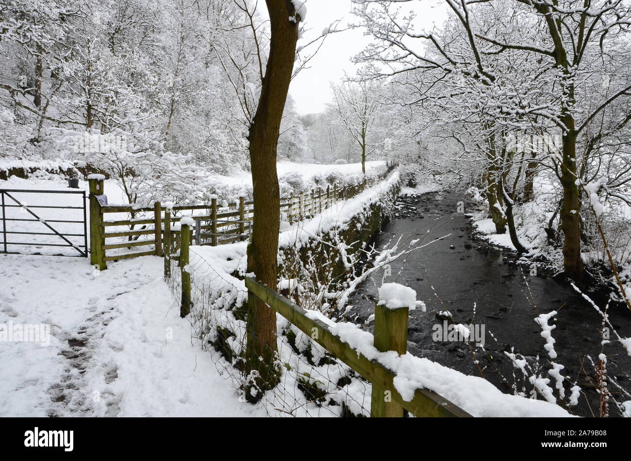 Bridgehouse hi-res stock photography and images - Alamy