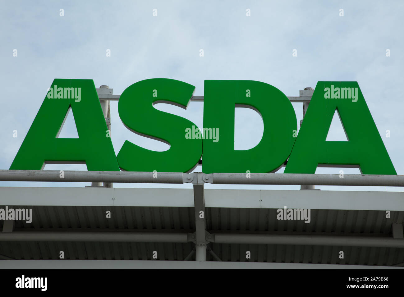 Asda Supermarket London Uk High Resolution Stock Photography and Images ...