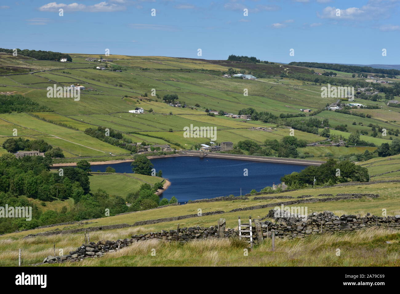 Ponden reservoir in Summer , Bronte Country Stock Photo - Alamy