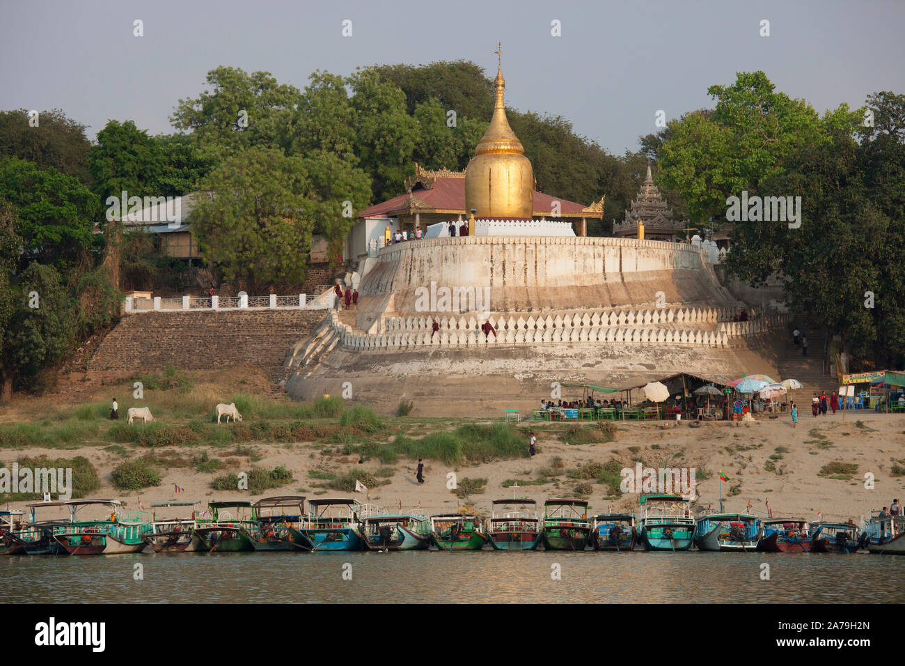 Bu Paya and Ayeyarwady river, Old Bagan village, Mandalay region ...