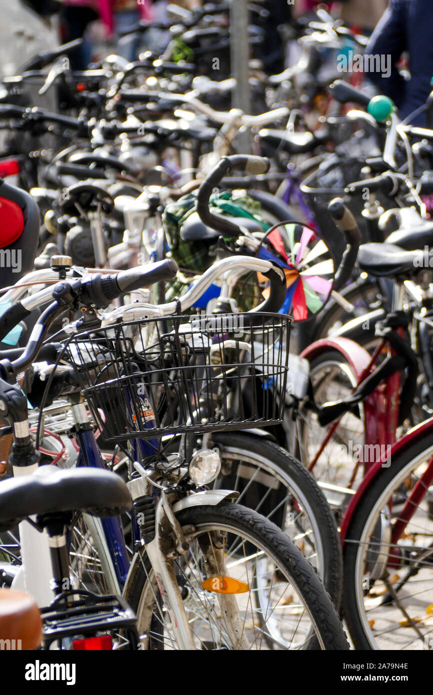 Moyen de transport doux hi-res stock photography and images - Alamy