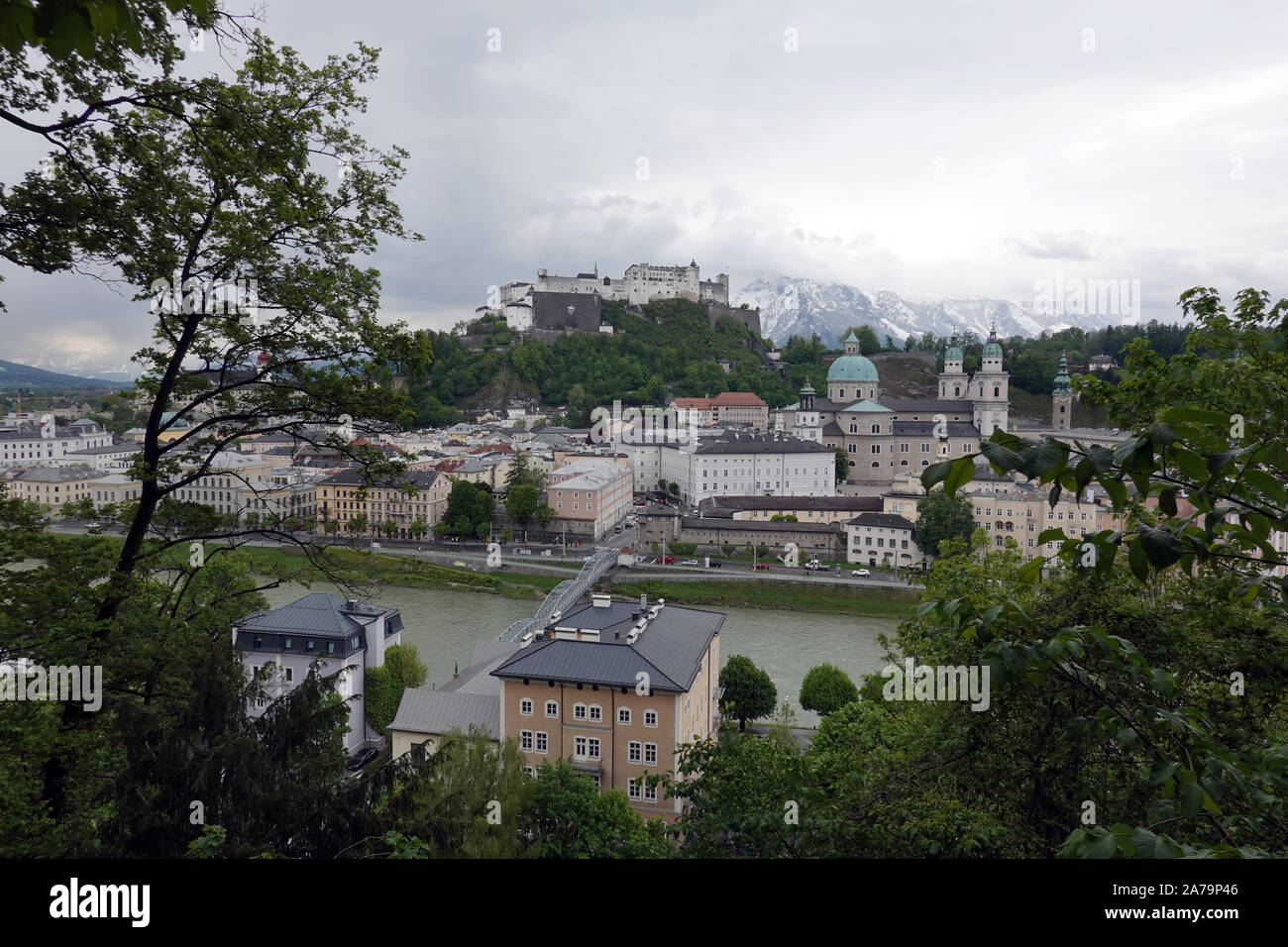 Salzburg old town and Hohensalzburg fortress on Festung mountain view ...