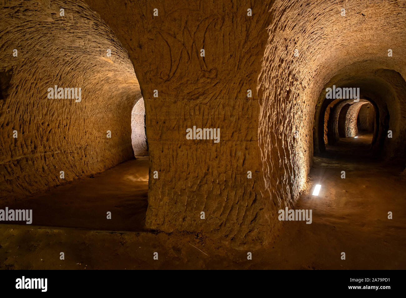 Italy Marche Osimo Grotte del Cantinone Simbolo con Corona e doppia M ...
