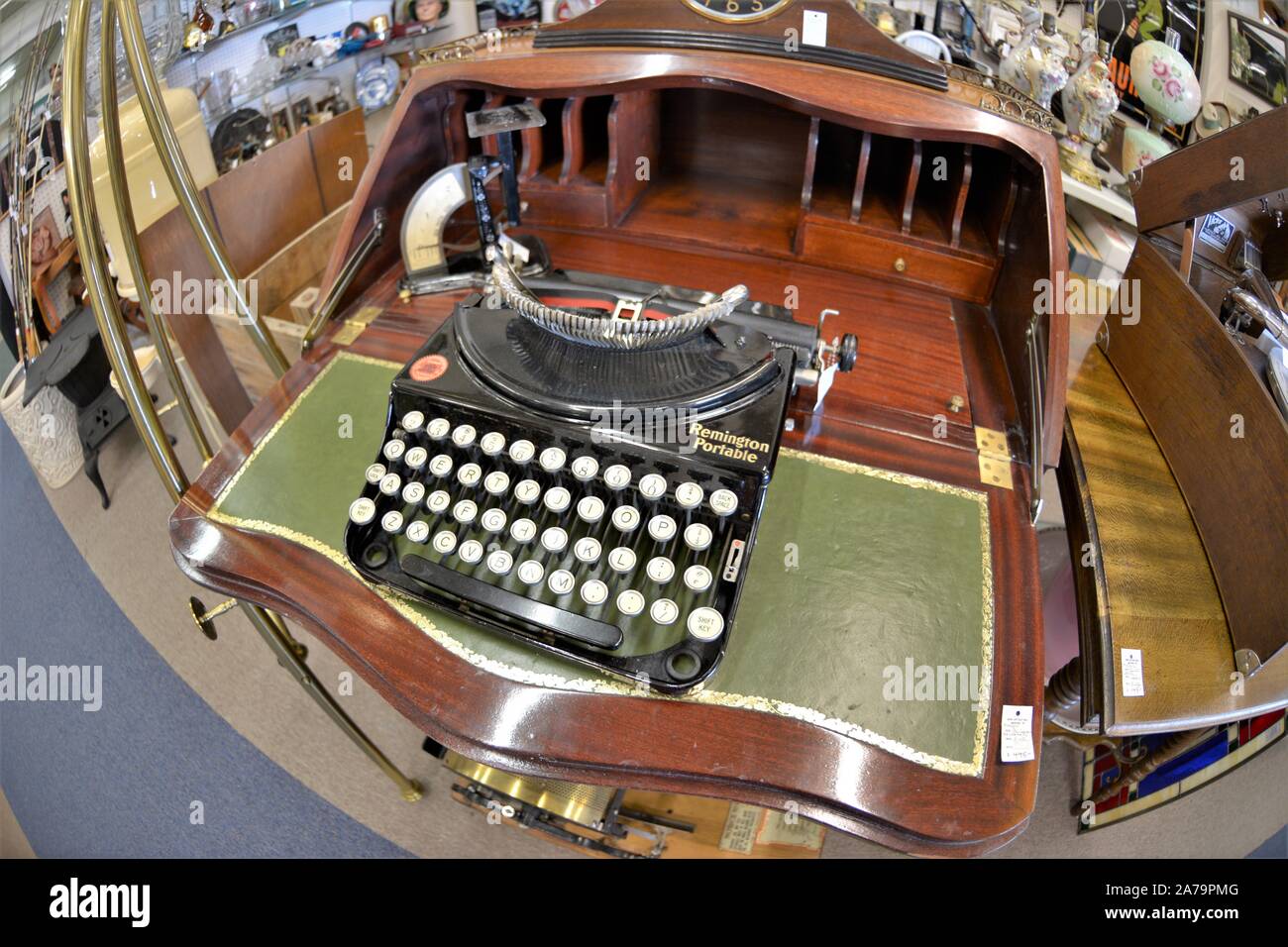 Non electrical hi-res stock photography and images - Alamy