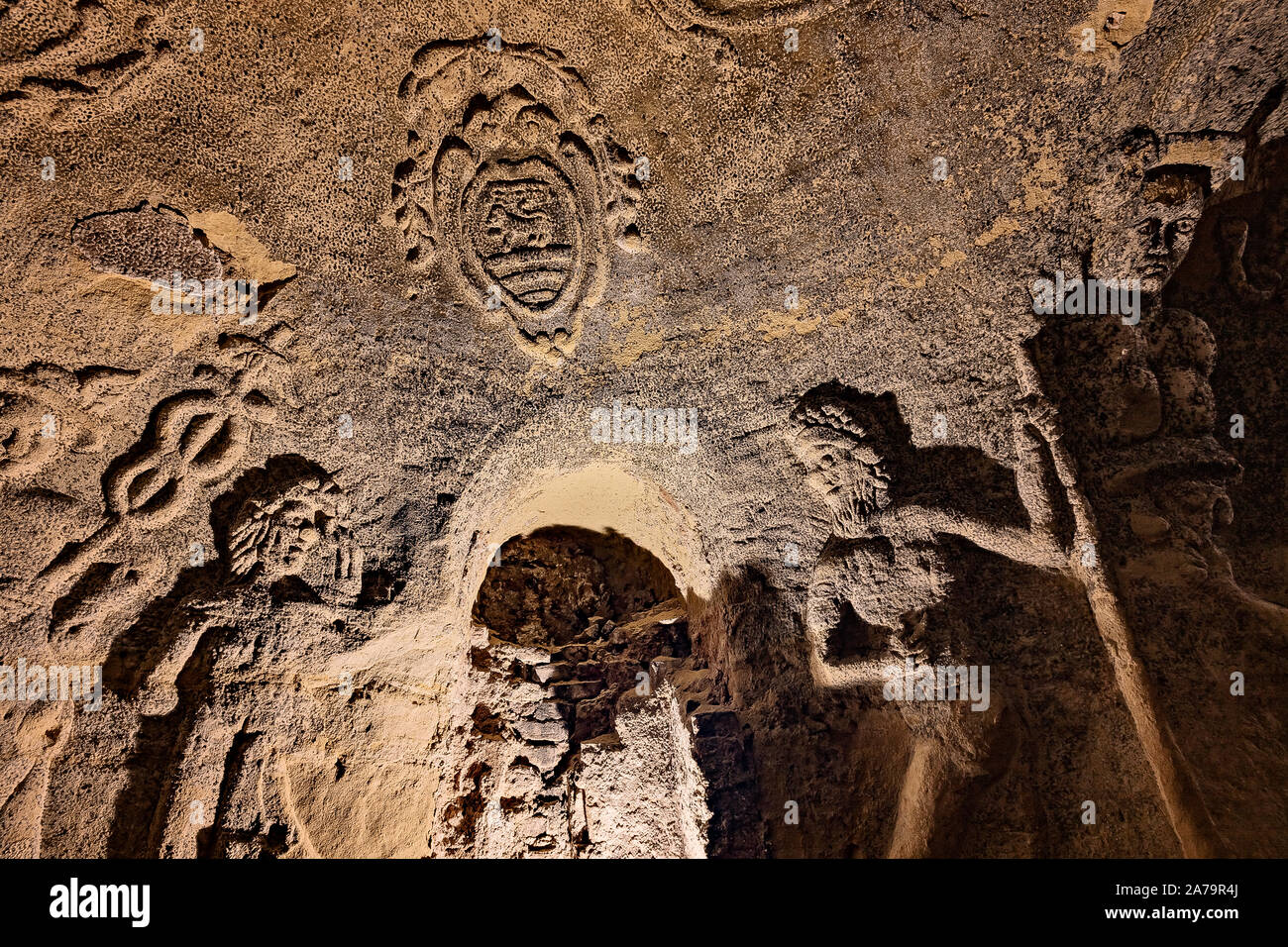 Italia Marche Osimo Grotte Campana a sx Ermete Trismegisto | Italy ...