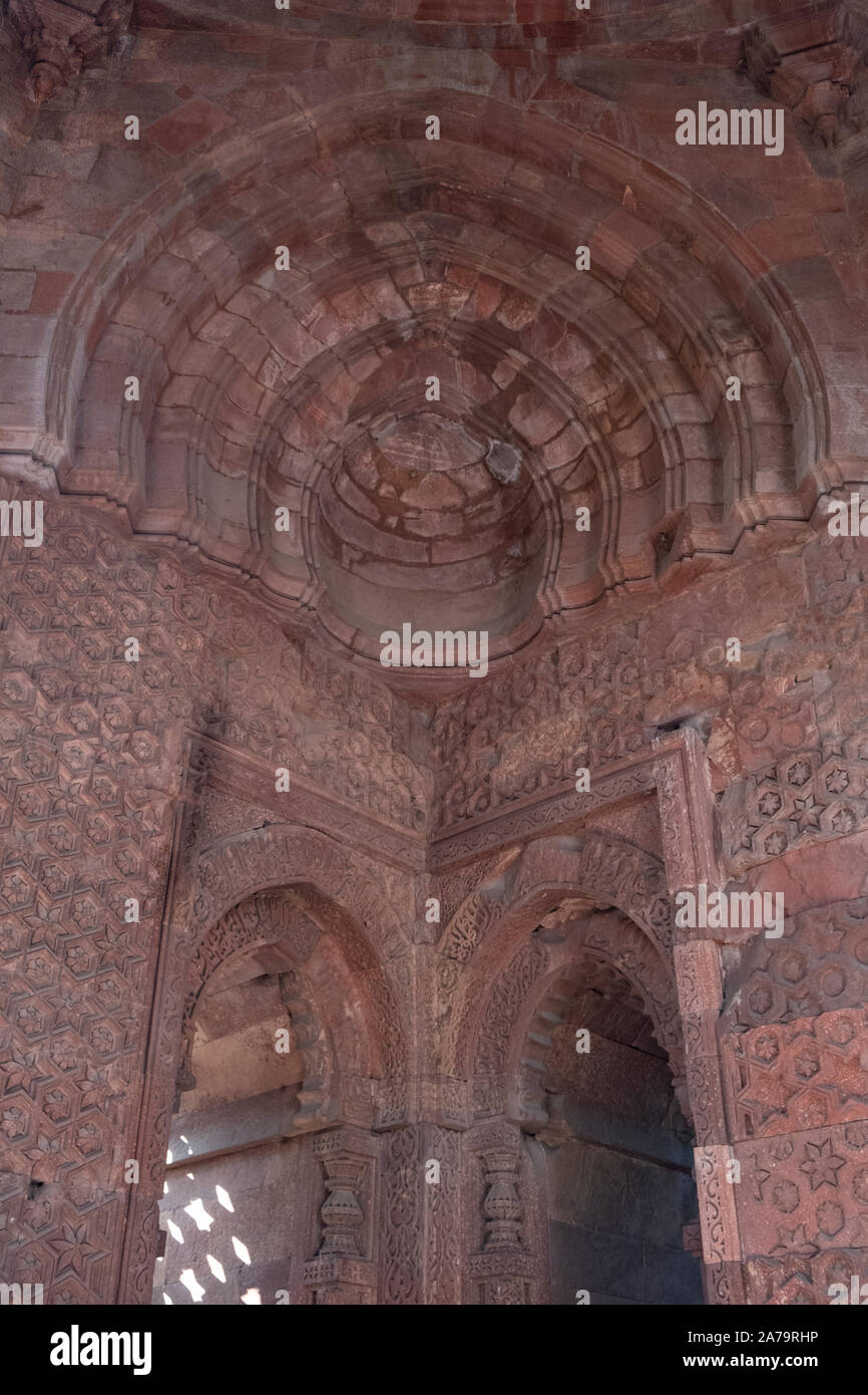 Alai Darwaza built by Alauddin Khalji in 1311. Carving details Stock ...
