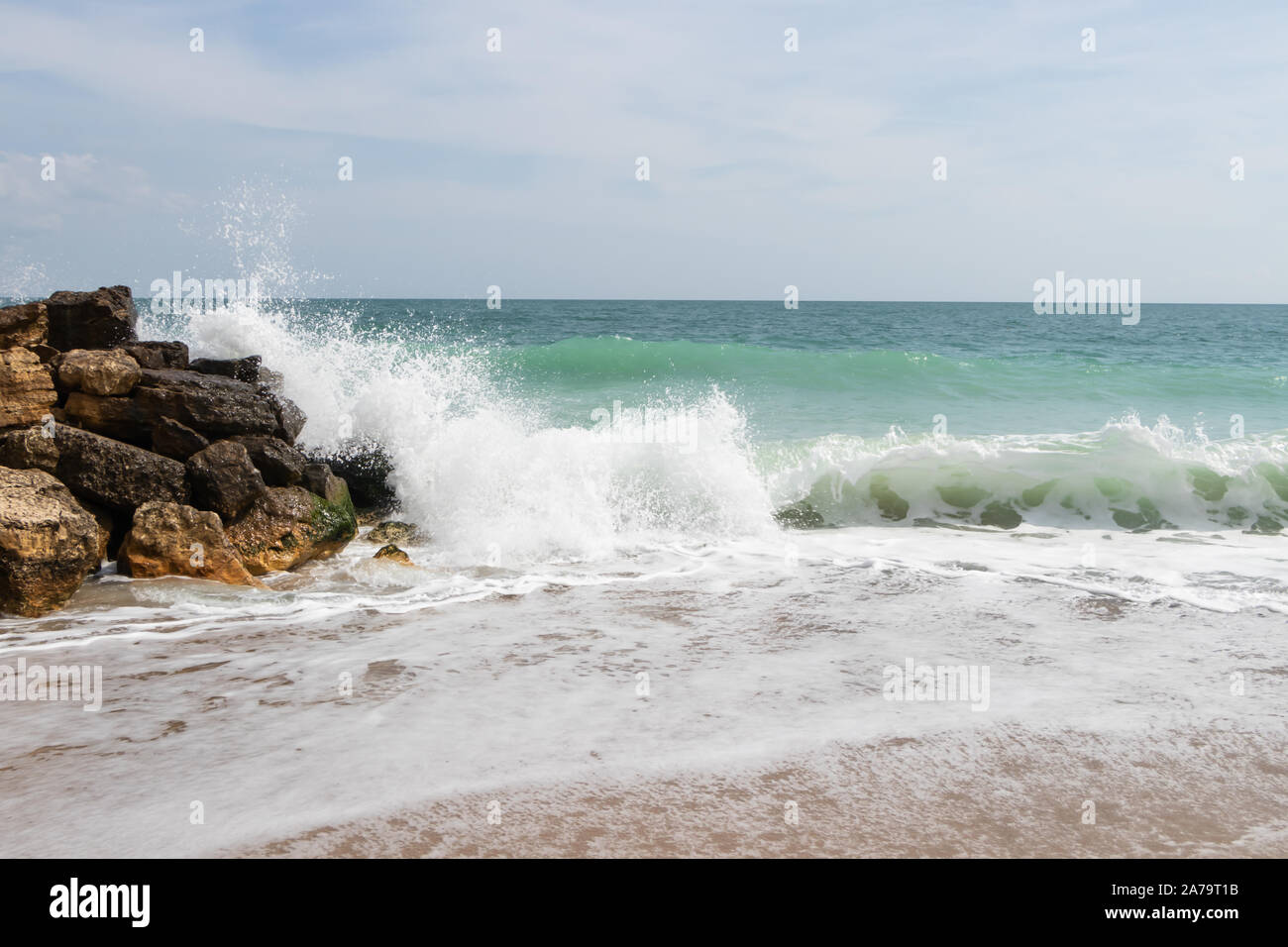 Sea waves crashing at the rocks of the Bulgarian Black Sea beach Stock ...