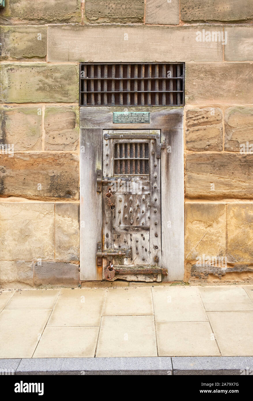 Bolted wall hi-res stock photography and images - Alamy