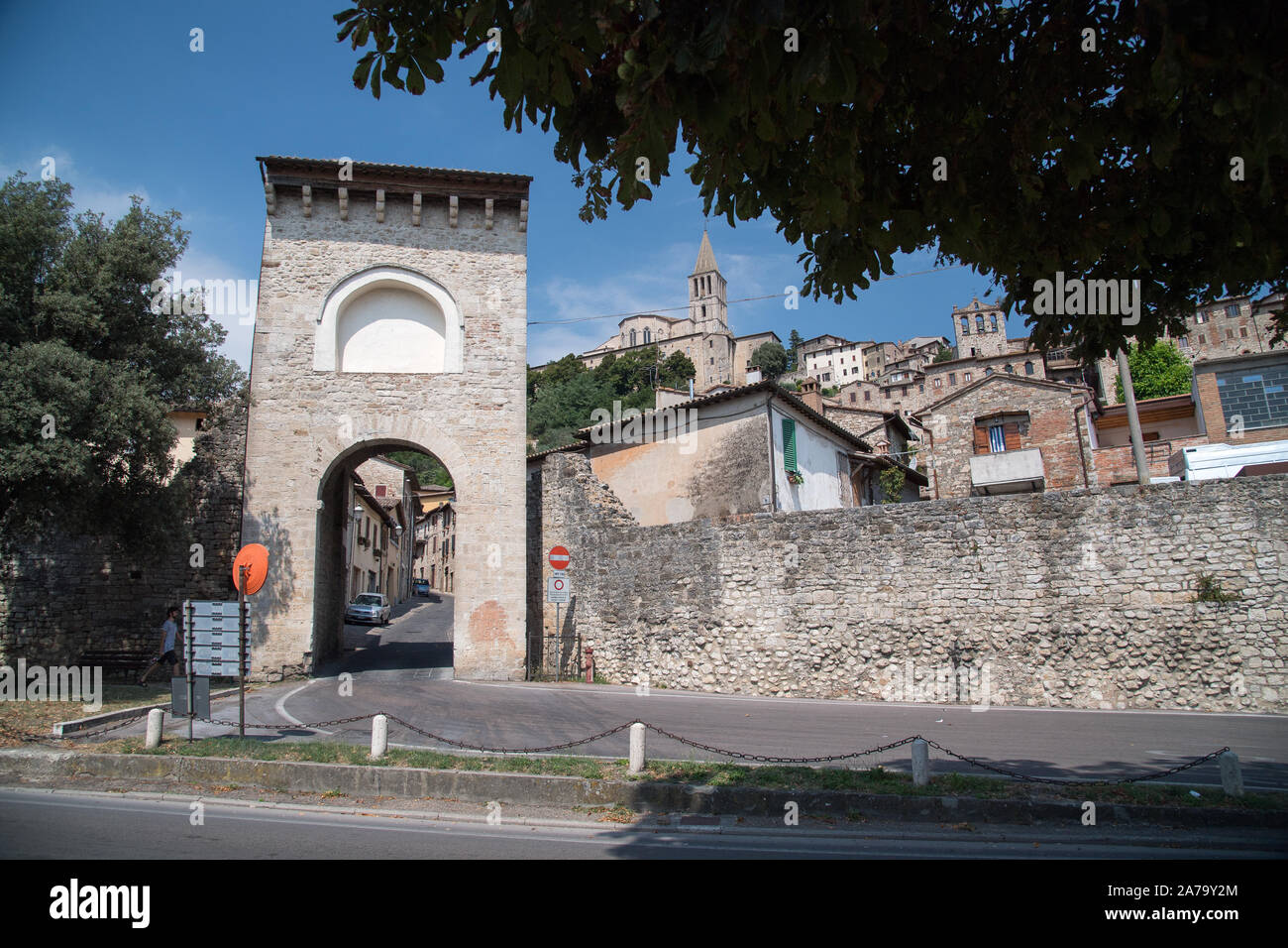 Porta Amerina o Fratta in defensive walls and Gothic and Renaissance ...