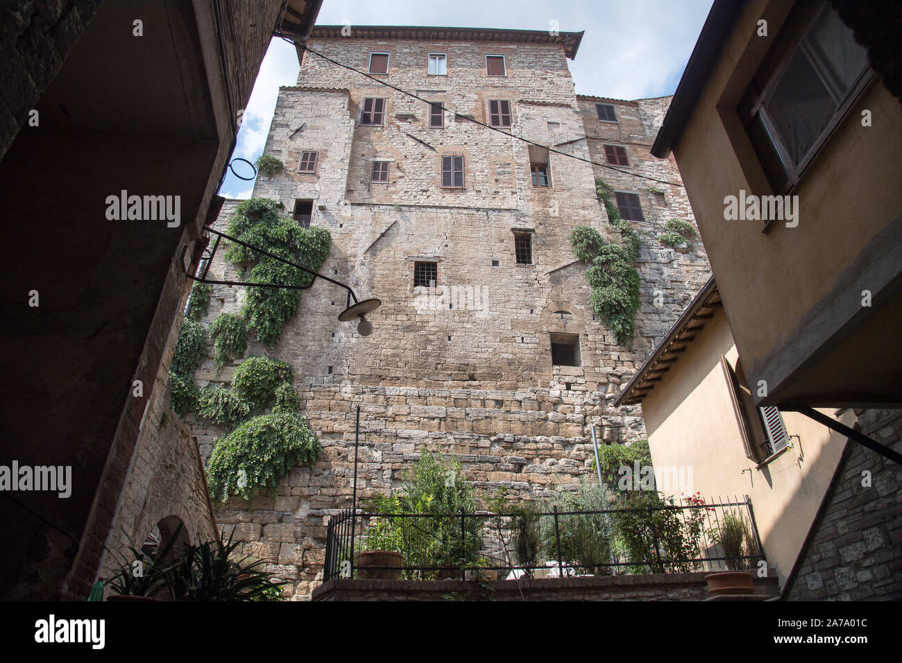 Todi middle walls hi-res stock photography and images - Alamy