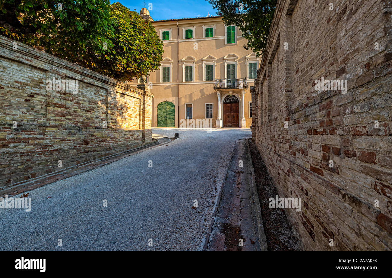 Italia Marche Osimo Palazzo Simonetti | Italy Marche Osimo Simonetti ...
