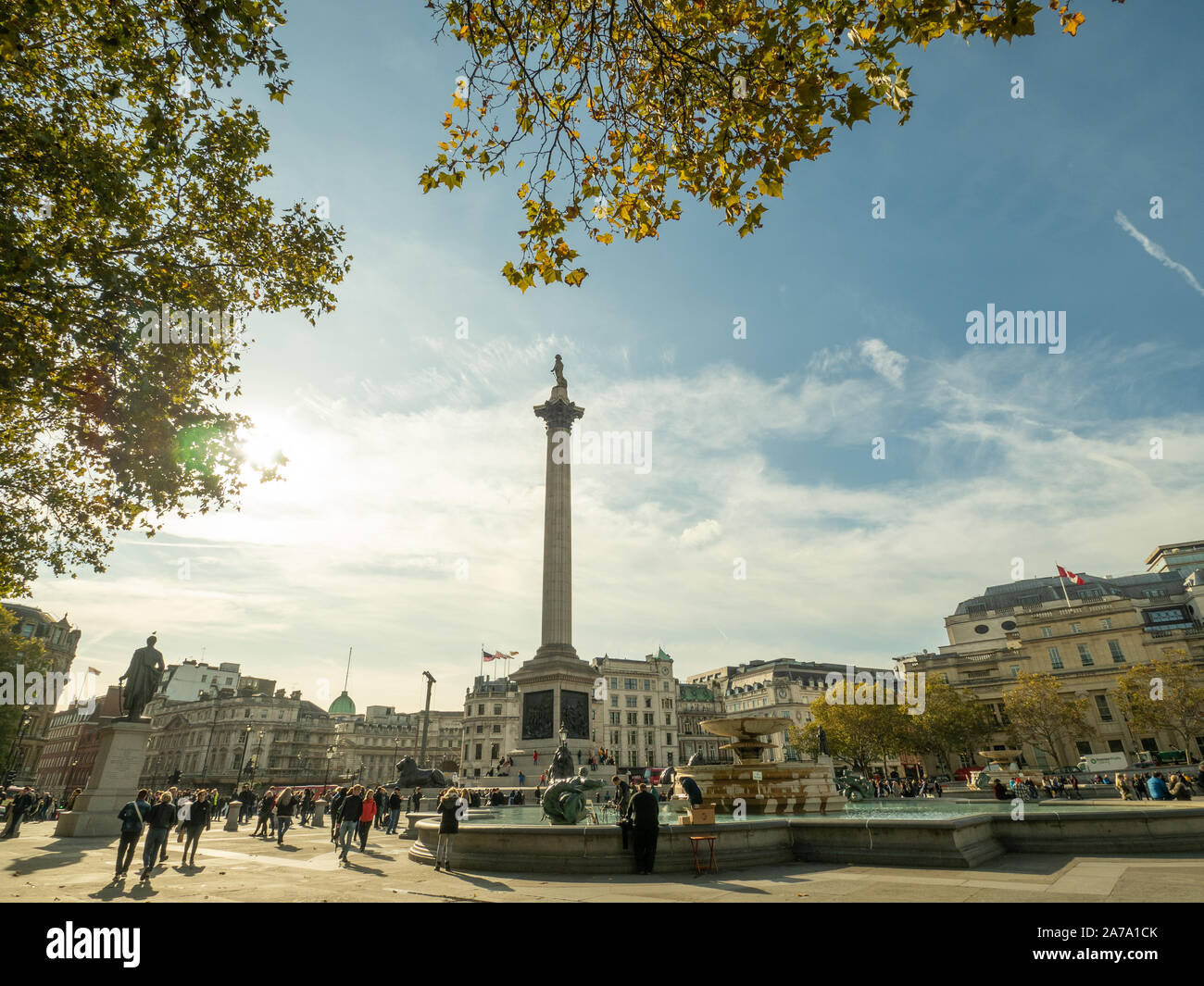 Trafalgar square in london hi-res stock photography and images - Alamy