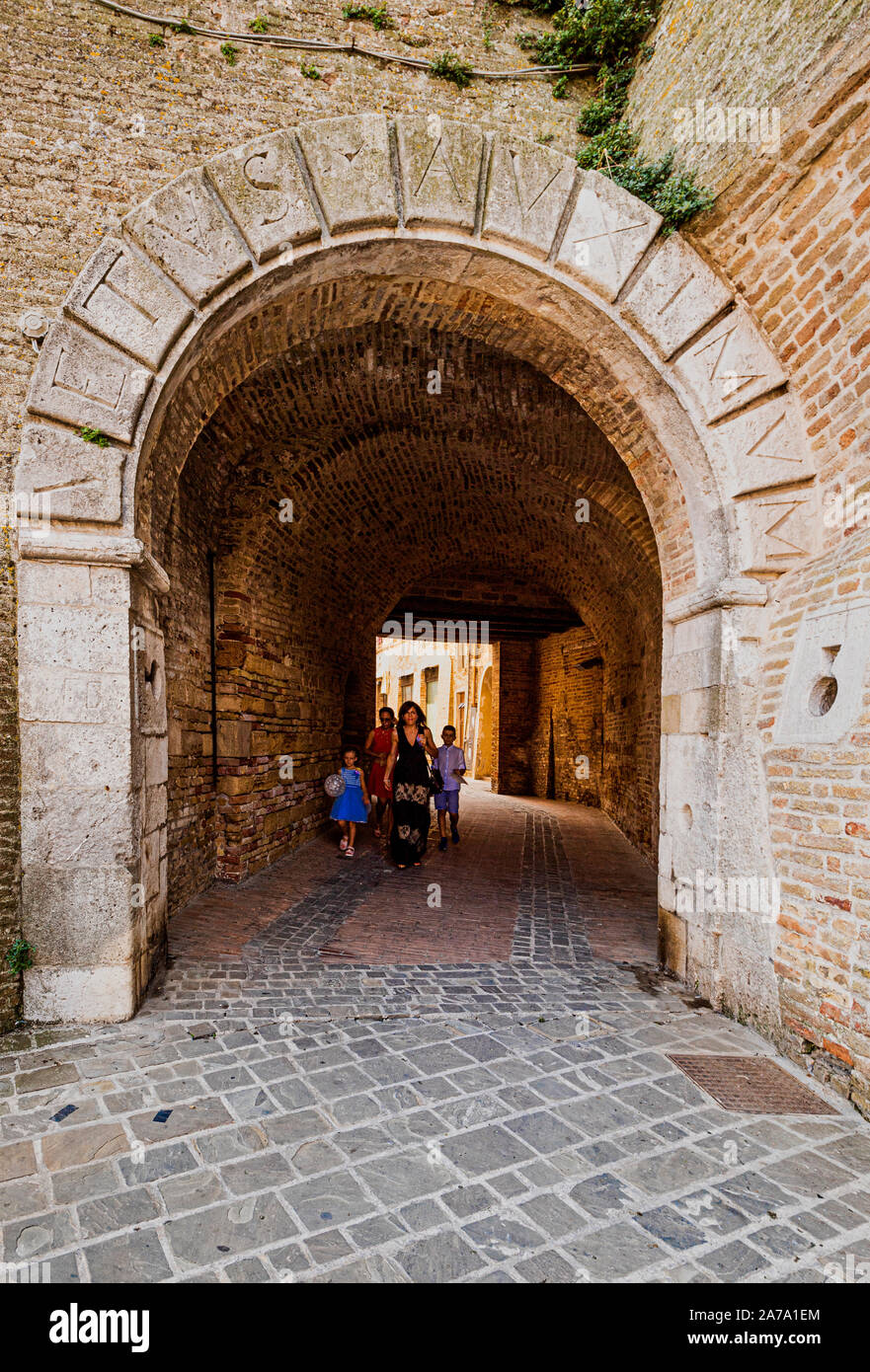 Italia Marche Osimo Porta San Giacomo iglobata nella Rocca Pontelliana ...